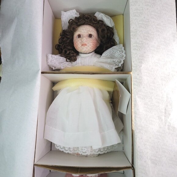 Franklin Heirloom | Toys | 993 Victoria The Littlest Gibson Girl ...